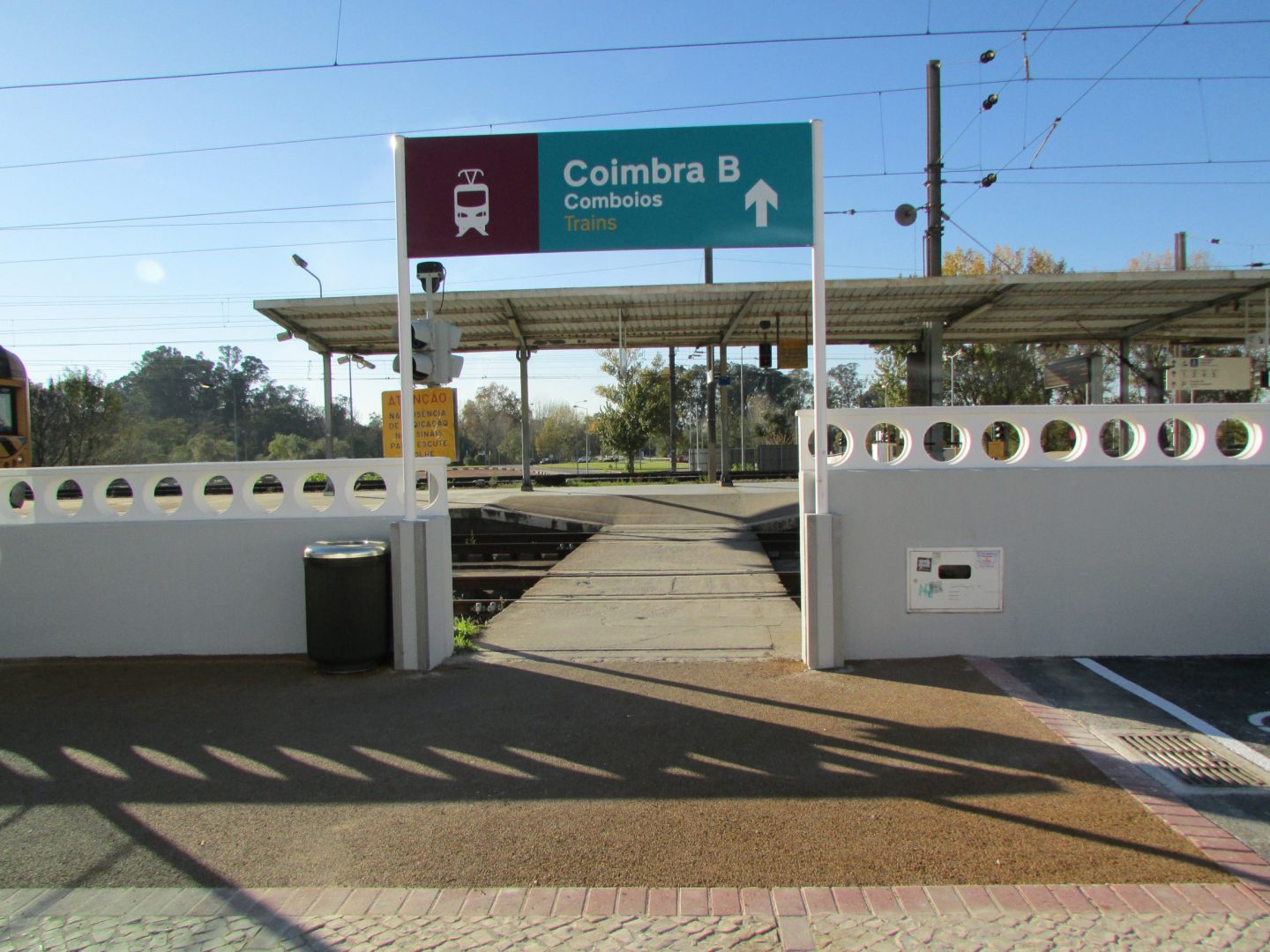 Estação de Coimbra B vai ser remodelada no âmbito da modernização da ...