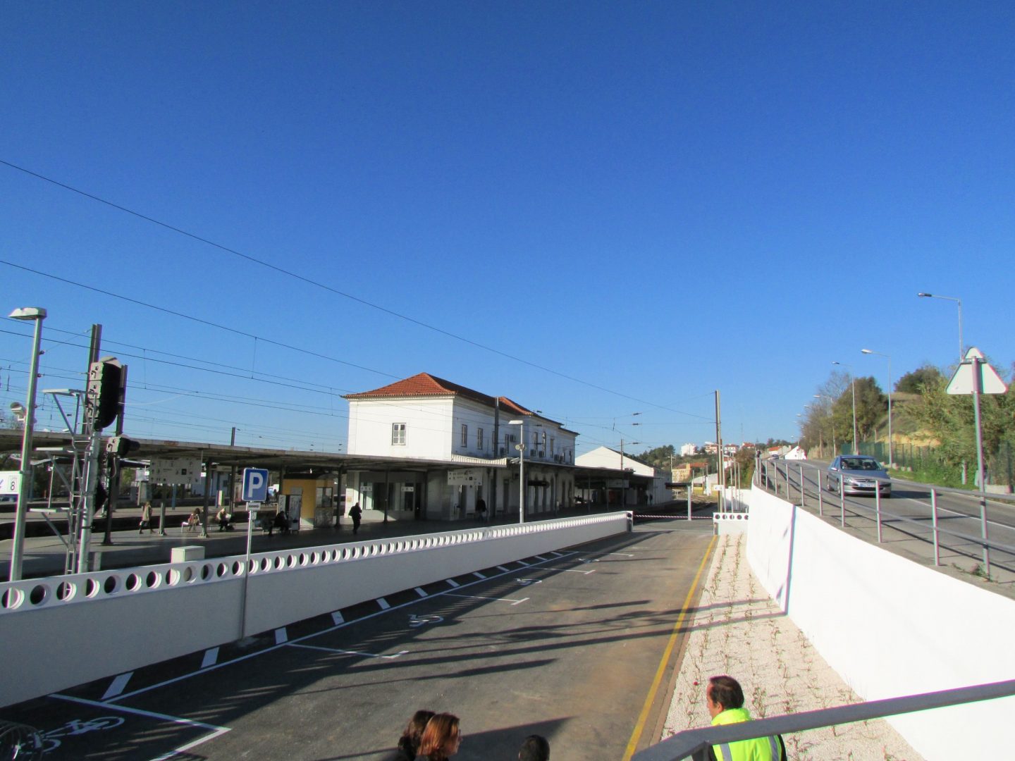 Estação de Coimbra B vai ser remodelada no âmbito da modernização da ...