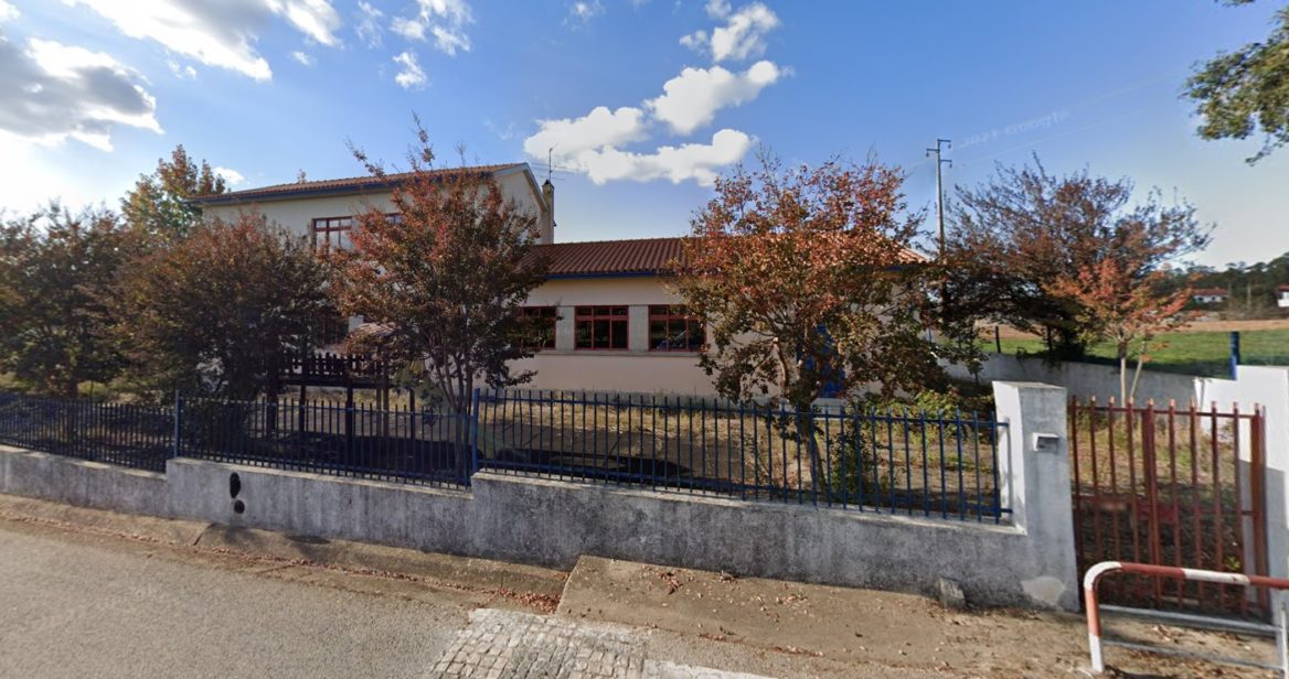CM de Coimbra vai ceder antiga escola primária de Valongo à UF de ...